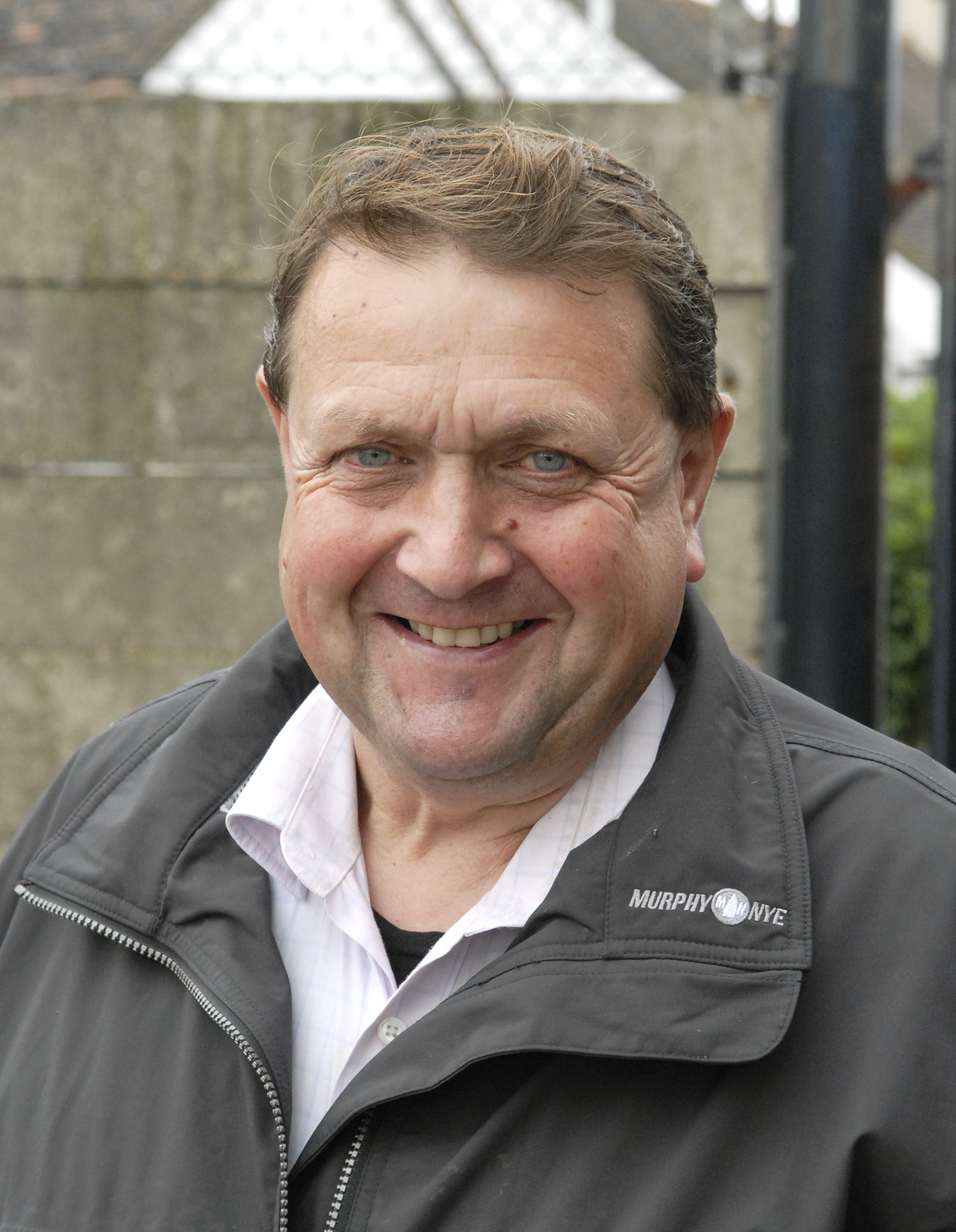 Philling his boots at Towcester - Greyhound Star | News from the Greyhound Industry