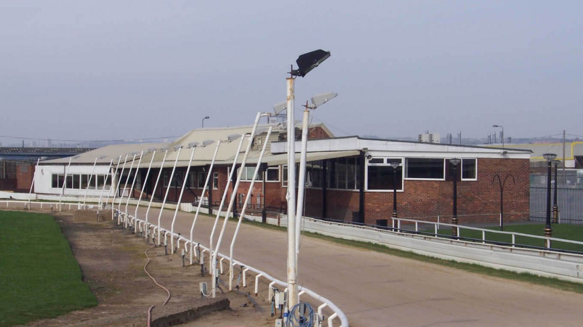 PELAW WELCOME BACK OWNERS - Greyhound Star | News from the Greyhound ...