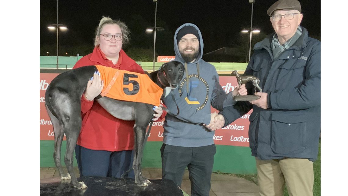 TRACK CHAMPIONSHIP: MONMORE - Greyhound Star | News from the Greyhound ...