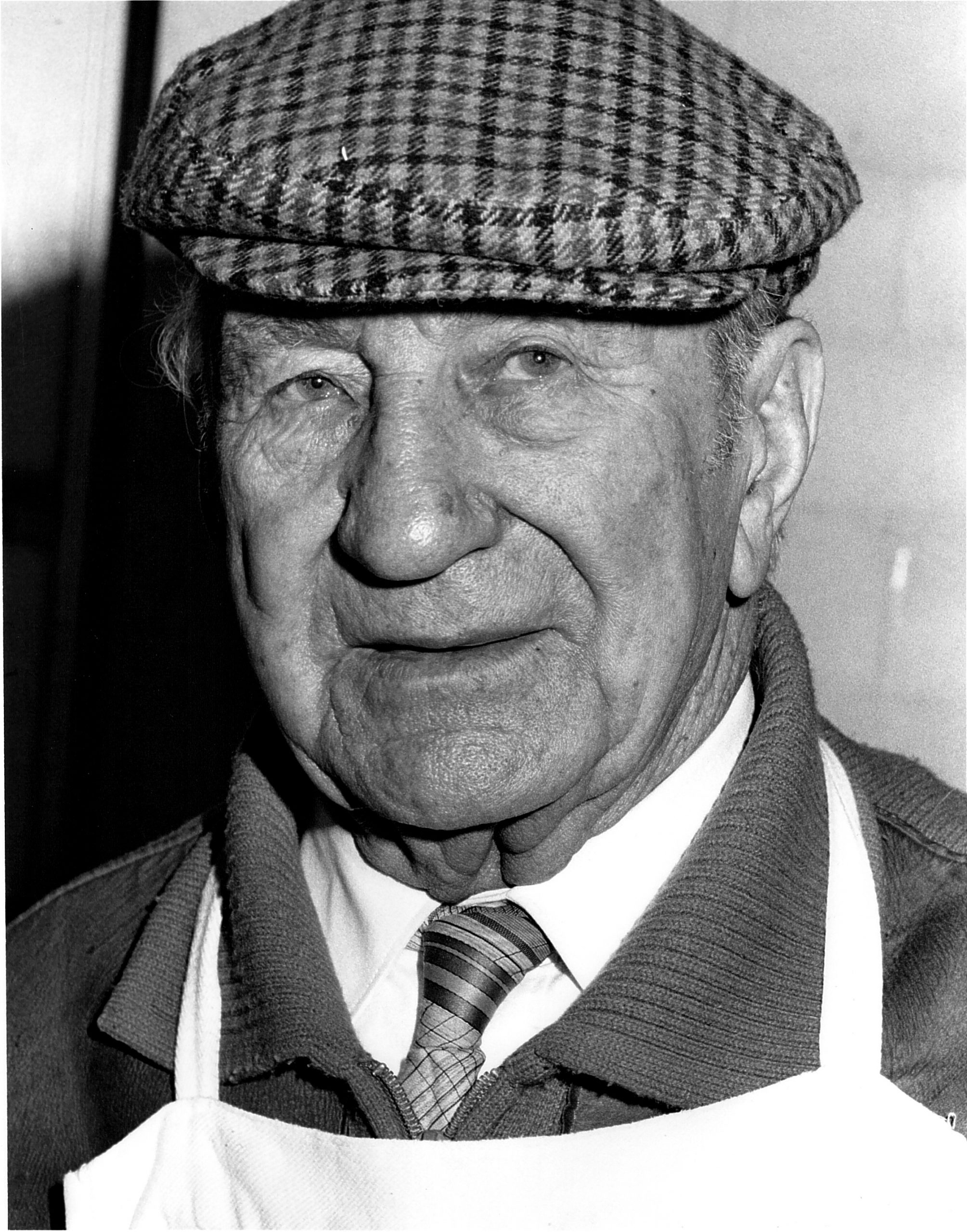 REMEMBER WHEN: MARCH - Greyhound Star | News from the Greyhound Industry