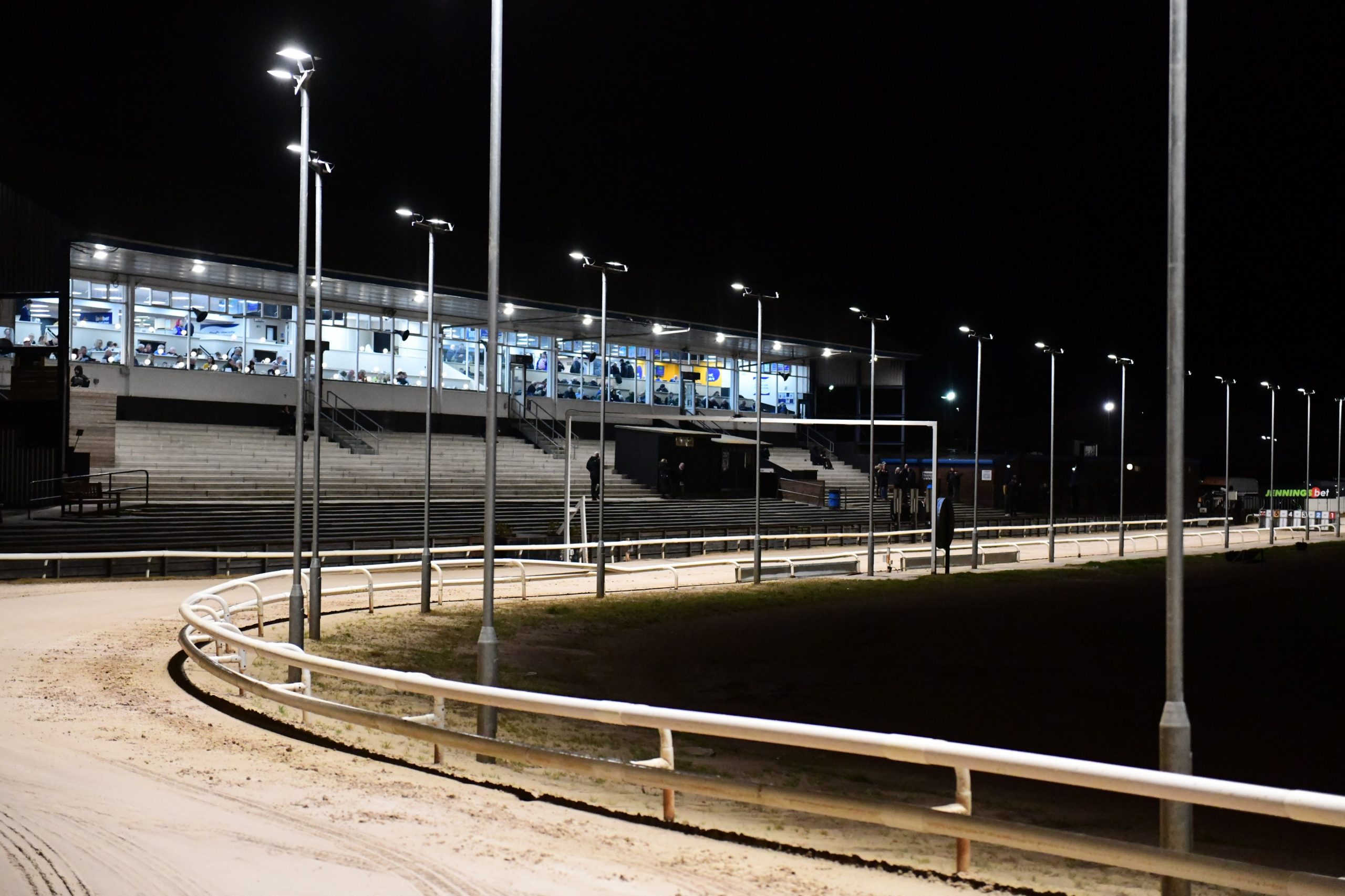MONDAY ROUND UP - Greyhound Star | News from the Greyhound Industry