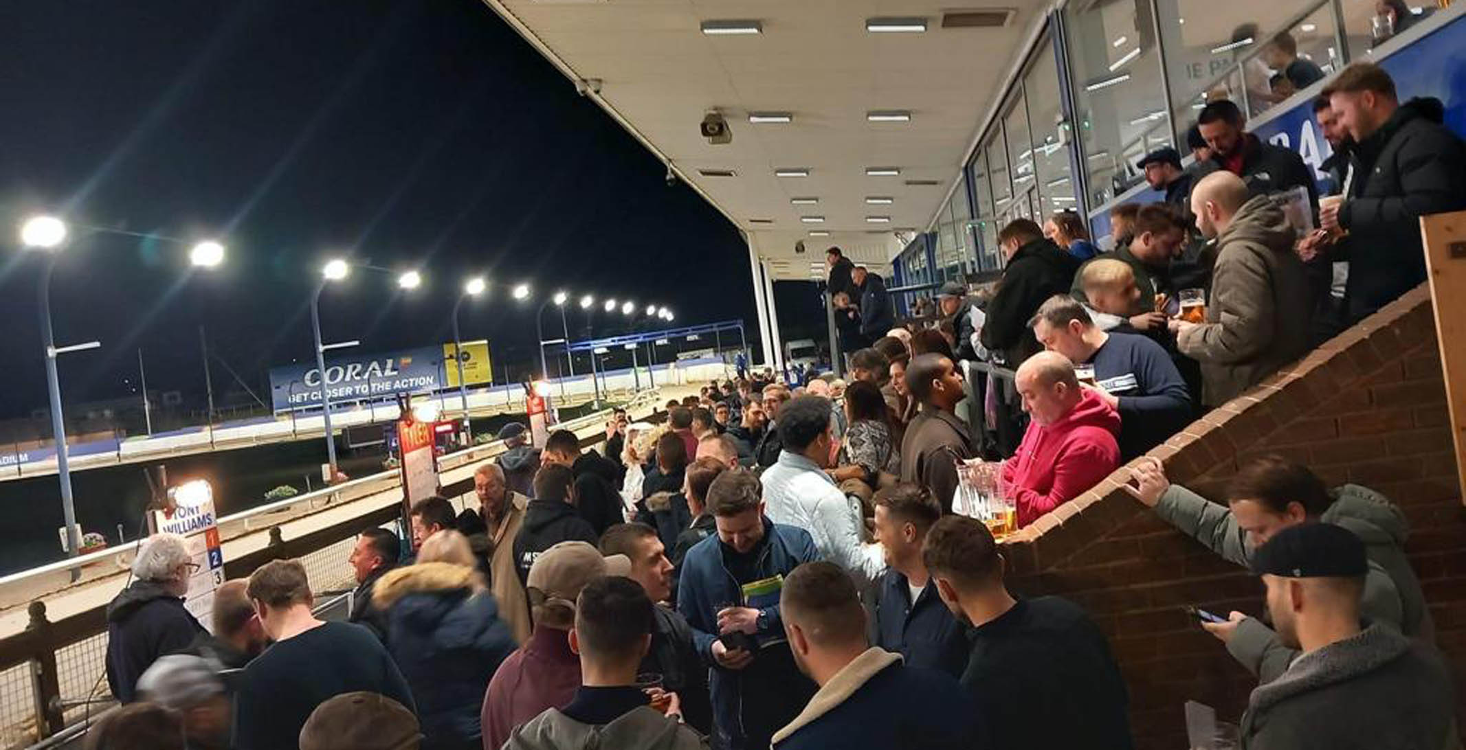 ROARING ROMFORD - Greyhound Star | News from the Greyhound Industry